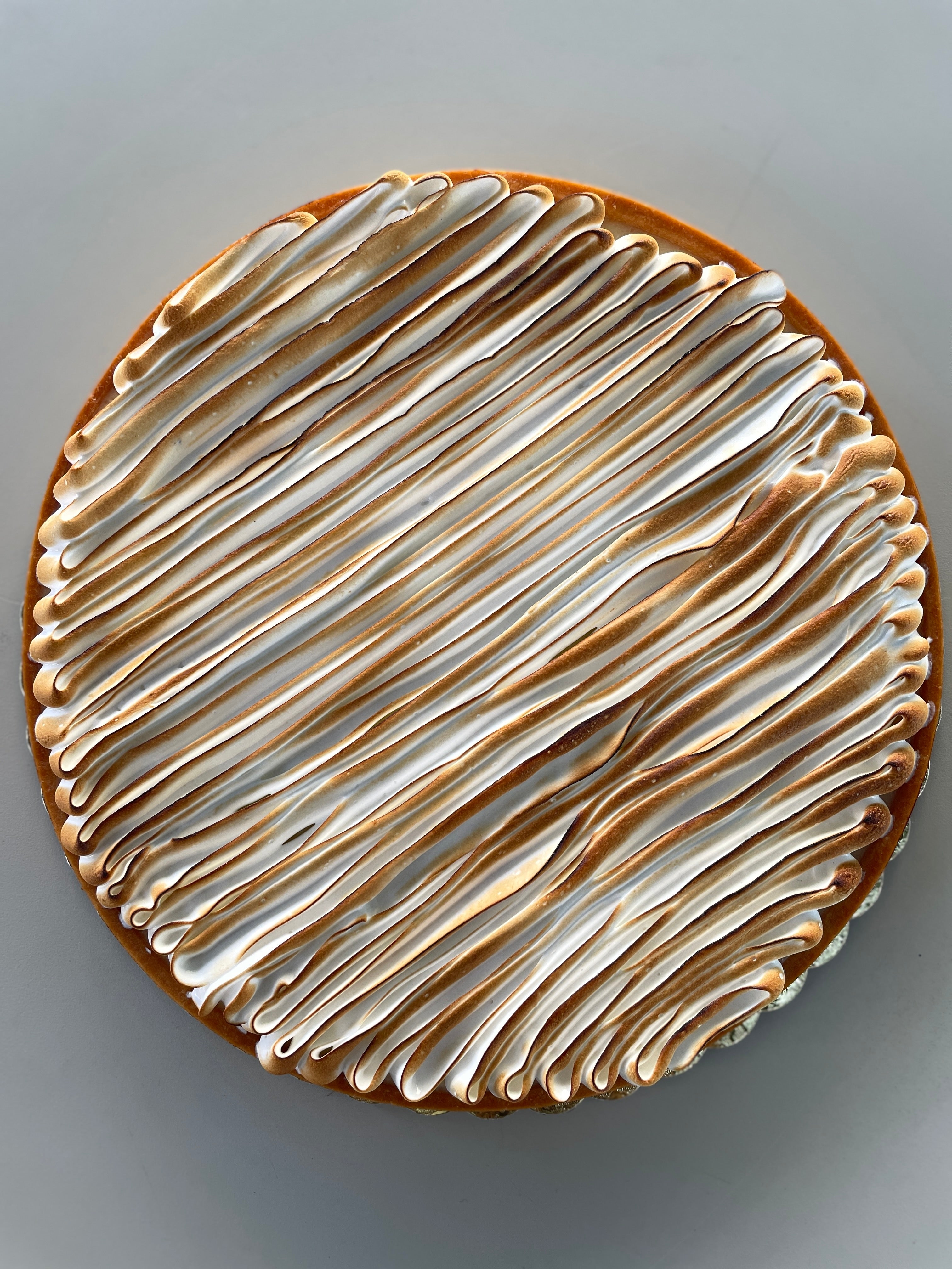 ^10" Lemon Meringue Tart – Lucia Patisserie
